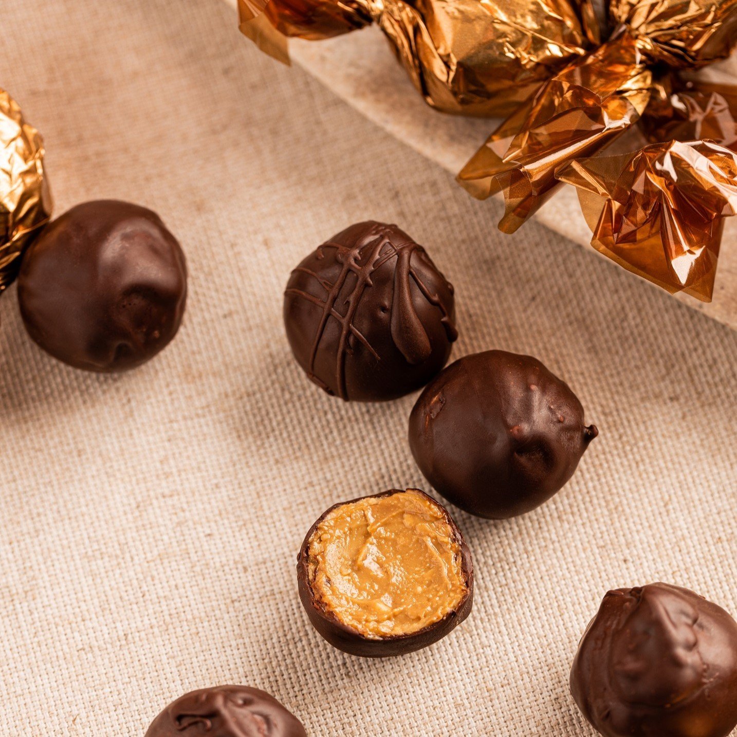 Trufa DUO - Recheio de ganache Caramelo e coberta de 70%